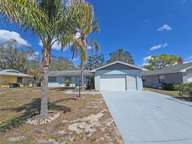 2 Pine Run, Haines City, FL 33844