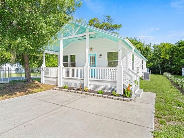 2 Poinciana Cove Rd, Saint Augustine, FL 32084