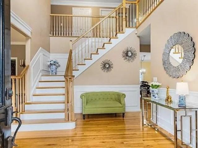 2 Princess Ct