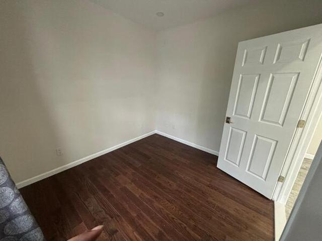 2 Private rooms for rent