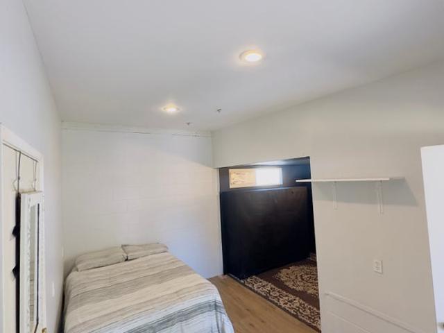 2 Private Rooms Near SDSU – Pool & Parking