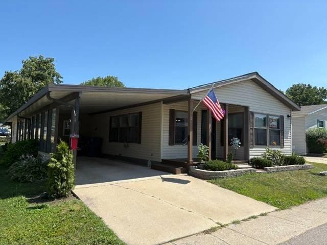 2 Quail St, Rochester Hills, MI 48309