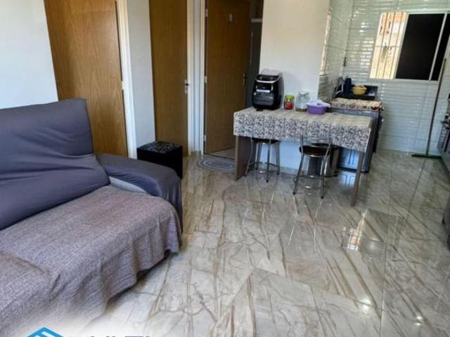 2 Quartos Cozinha com planejados Garagem coberta