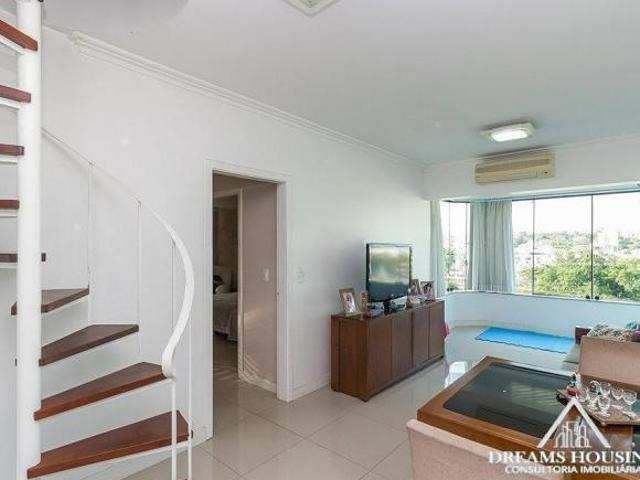 2 Quartos com 174 m² e 2 vagas Menino Deus