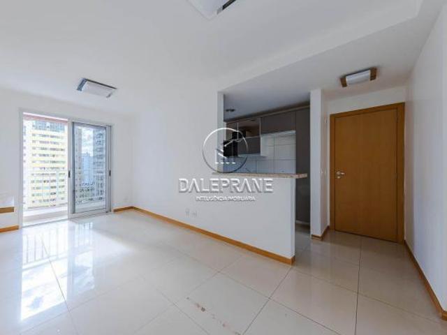 2 QUARTOS COM 1 SUÍTE, ANDAR ALTO