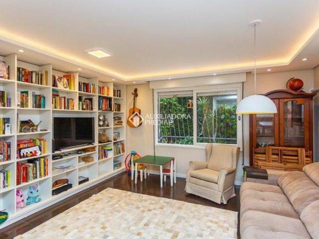 Apartamento Garden com 2 quartos e 90m² e vaga na Vicente da Fontoura com vaga