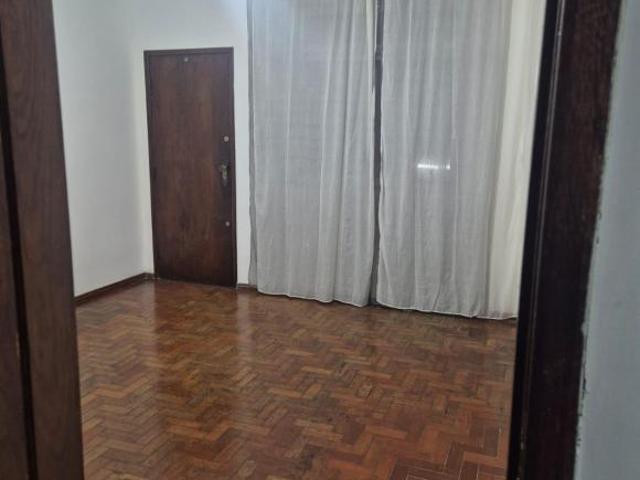 2 Quartos ótimo no bairro Serra/ BH