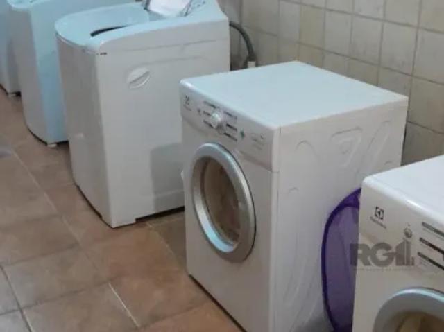 2 Quartos, mobiliado, frente, box duplo, próximo Cristovão Colombo