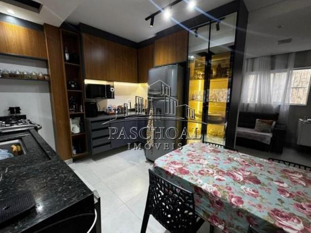 2 QUARTOS SENDO 2 SUÍTES MOBILIADO COM ÁREA GOURMET NO TUDE BASTOS PRAIA GRANDE