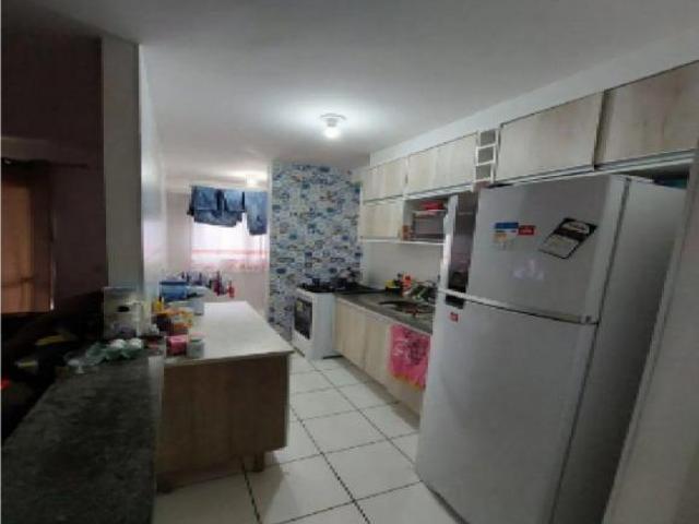 2 quartos, suíte, varanda, armário planejado