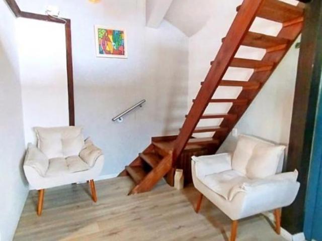 2 QUARTOS ÚLTIMO ANDAR NO CENTRO HISTÓRICO