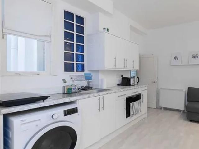 2 Queen's Gate Place Mews, London, SW7 5BQ, United Kingdom | 1 bed apartment for rent #167382010 | Rentberry