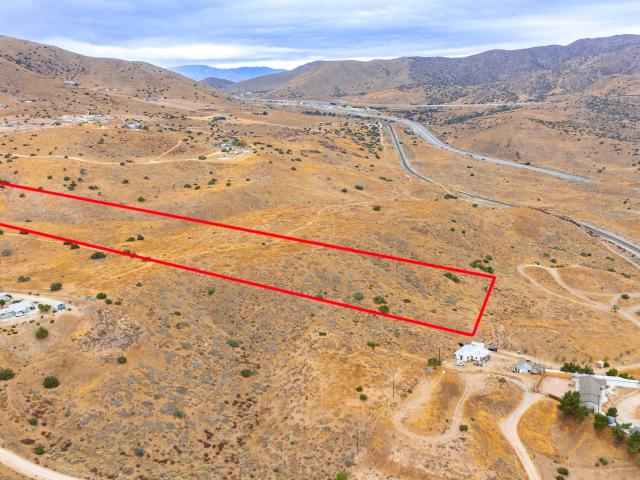 2 Rushing Creek Trail, Palmdale, CA 93550 | MLS #24009