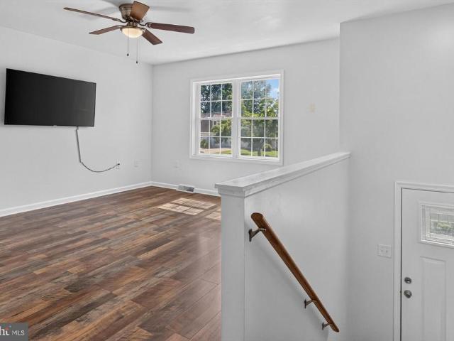 2 Raspberry Dr