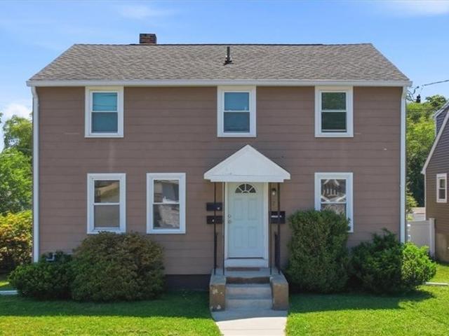 2 Redfern St, East Providence, RI 02915