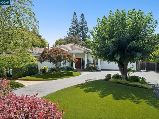 2 Reliez Manor Ct, Lafayette, CA 94549