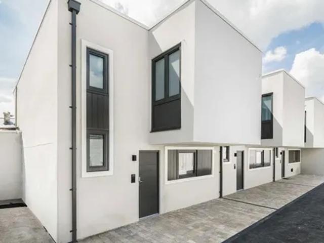 2 Rigeley Road, London, NW10 6AR, United Kingdom | 4 bed house for rent #139475612 | Rentberry