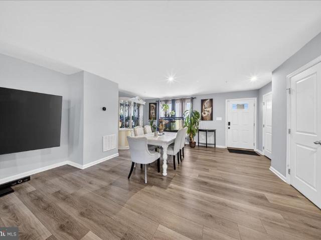 2 Ridgely Forest Drive