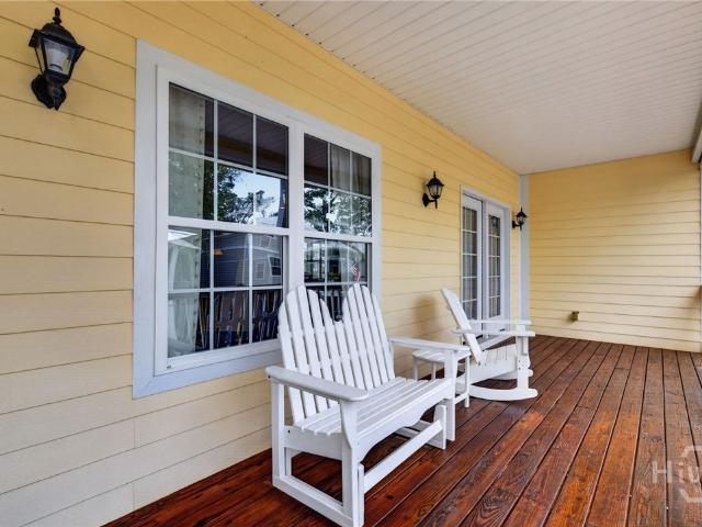 2 River Oak Lane