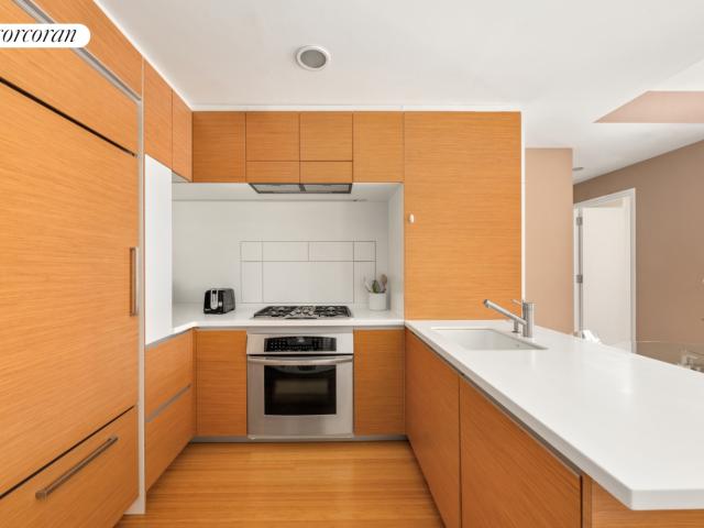 2 RIVER Terrace 9C