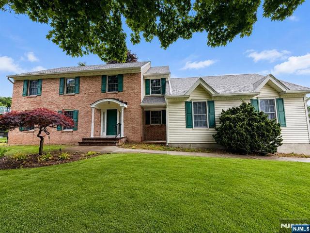 2 Rogers Court