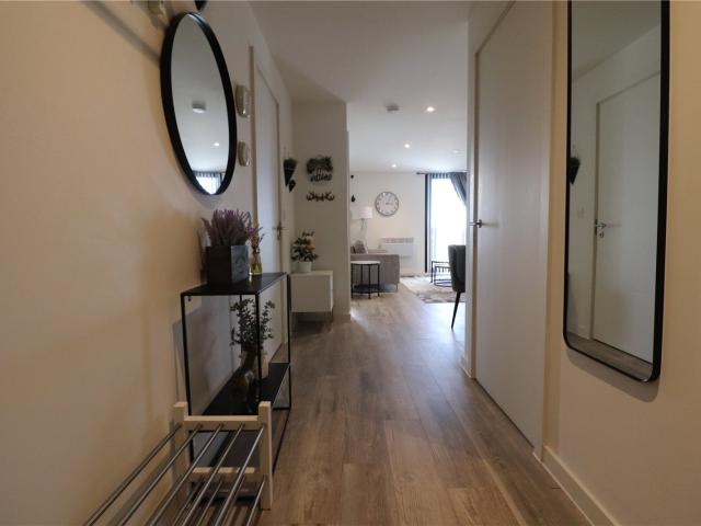 2 room apartment to let in Bevington Bush, Liverpool, L3 6DP
