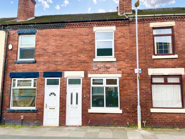 2 room house to let in Oldfield Street, Stoke On Trent, ST4
