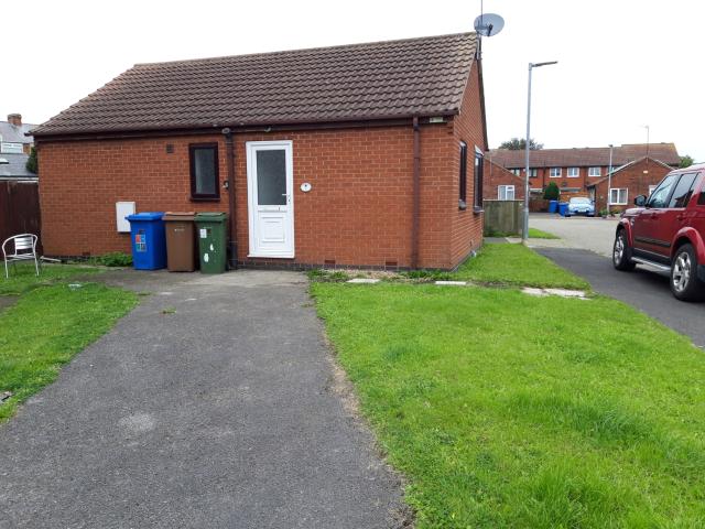 2 room house to let in St. Nicholas Park, Withernsea, HU19