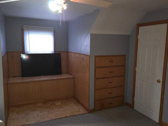 2 Rooms Available