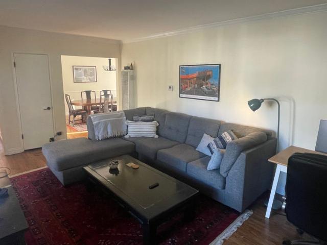 2 ROOMS Available ASAP UTILITIES INCLUDED
