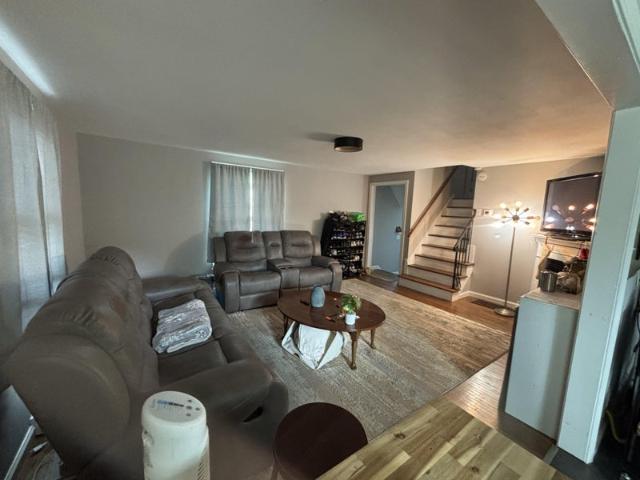 2 Rooms Available for rent, 2 Roommates Needed