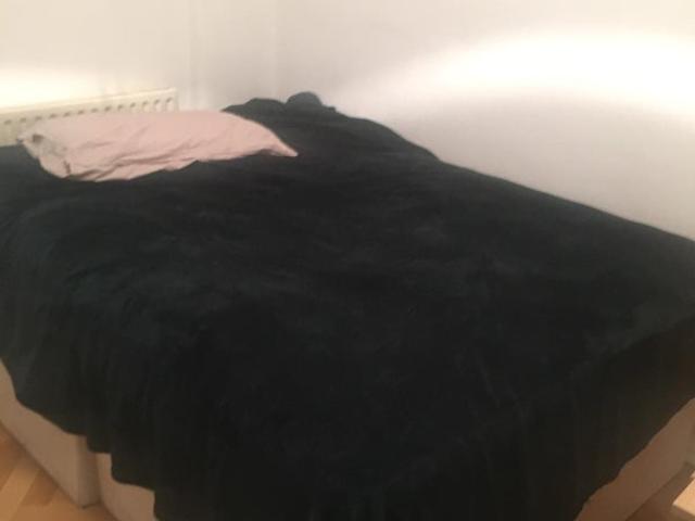 2 Rooms Flat Not Separate Rooms Bethnal Green