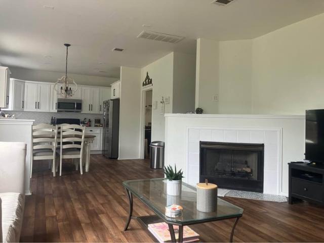 2 rooms for rent at Round Rock home