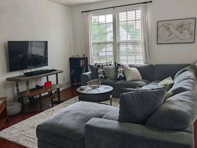 2 Rooms for Rent – 28208 – Homeowner Onsite