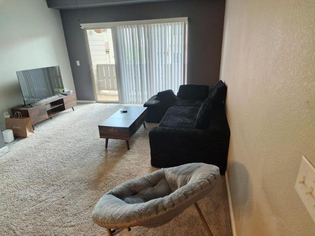 2 rooms for rent!