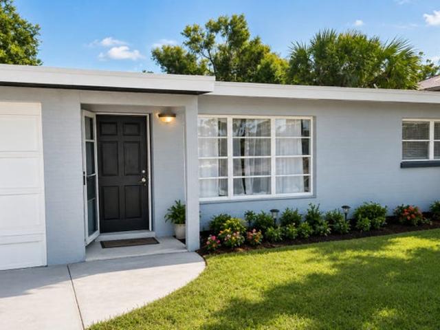 2 ROOMS FOR RENT