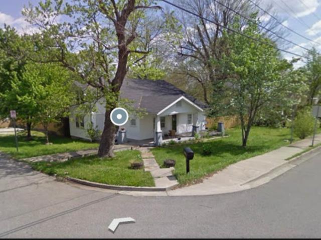 2 Rooms in South Nashville Woodbine