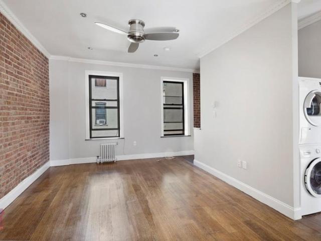 2 ROOMS in 4 BED / 2 BATH WITH BALCONY + ROOFTOP