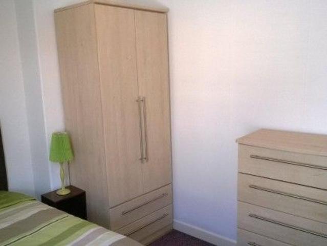 2 Rooms to let near Plymouth Barbican