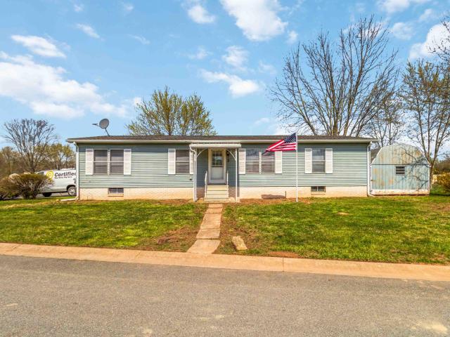 2 Rose Avenue