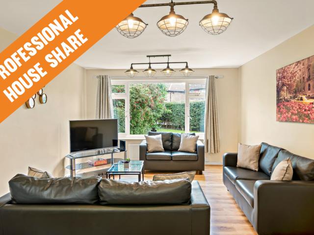 2 Stanmore Crescent Leeds, LS4 2RY