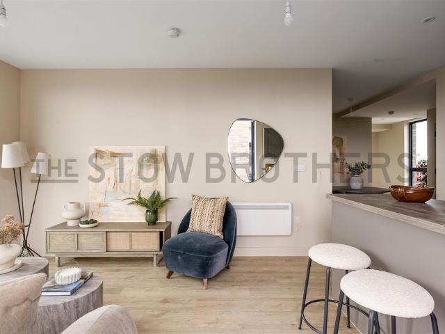 2 Stables Yard, E3 2YQ