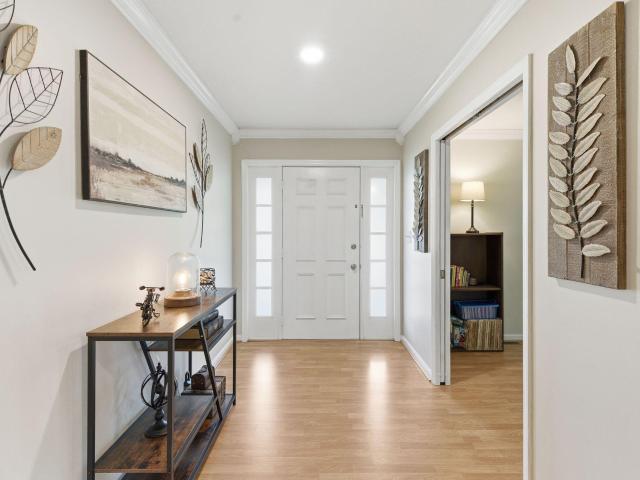 2 Stoney Brook Drive