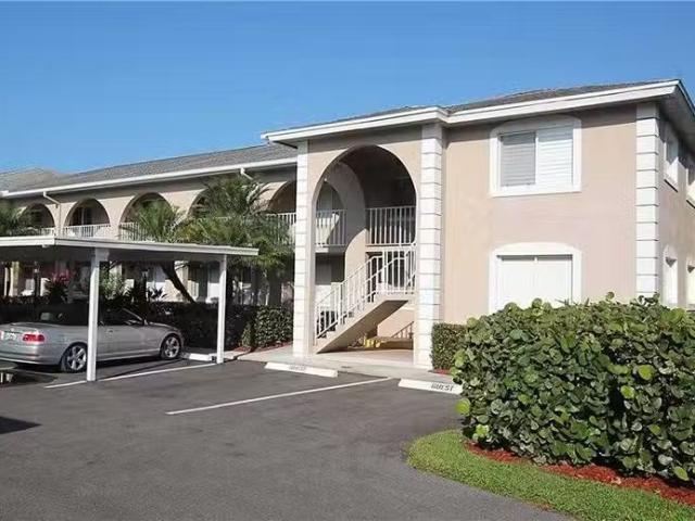 2 Story, Low Rise 1 3 NAPLES, FL 240 Pebble Beach Cir #702