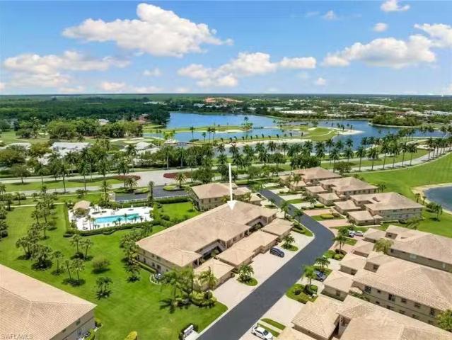 2 Story, Low Rise 1 3 NAPLES, FL 9128 Michael Cir #9