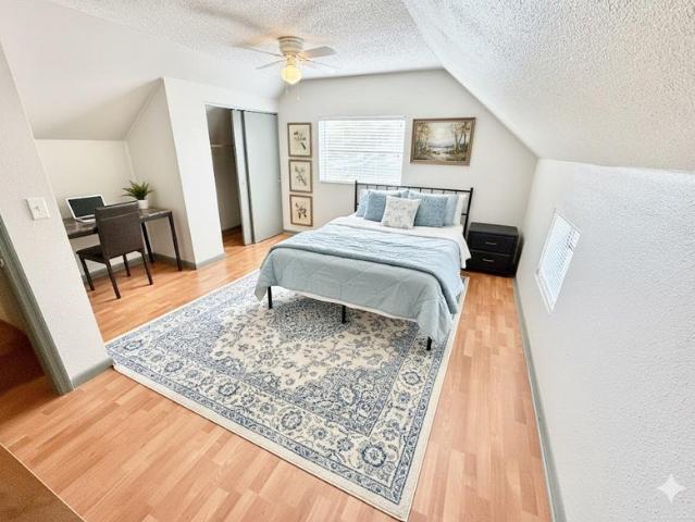 2 story West Tampa home walking distance to everyt
