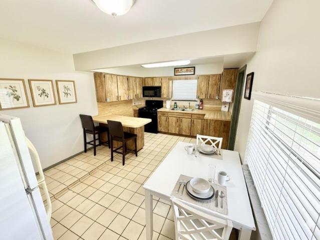 2 story West Tampa home walking distance to everyt