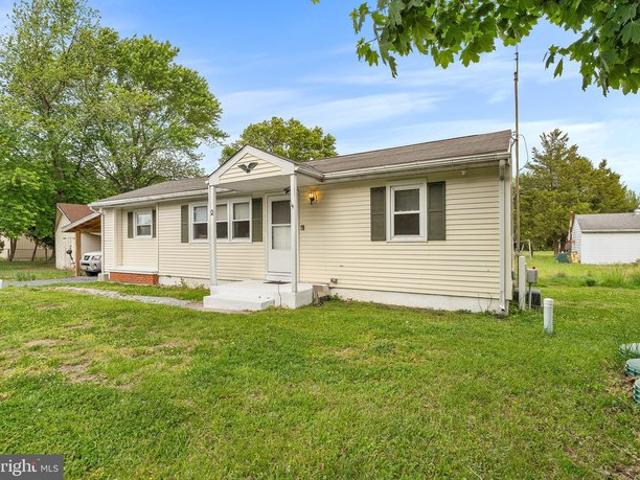 2 Stuart Dr, Salem, NJ 08079