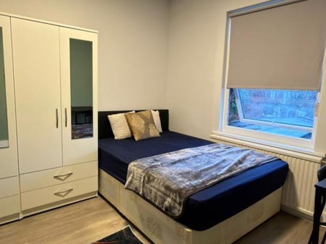 ✨ 2 Studio Flats to Let in Willesden Green