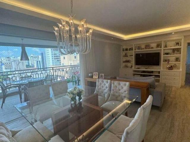 2 Suítes, 03 vagas, 156m² uteis, Varanda com churrasqueira